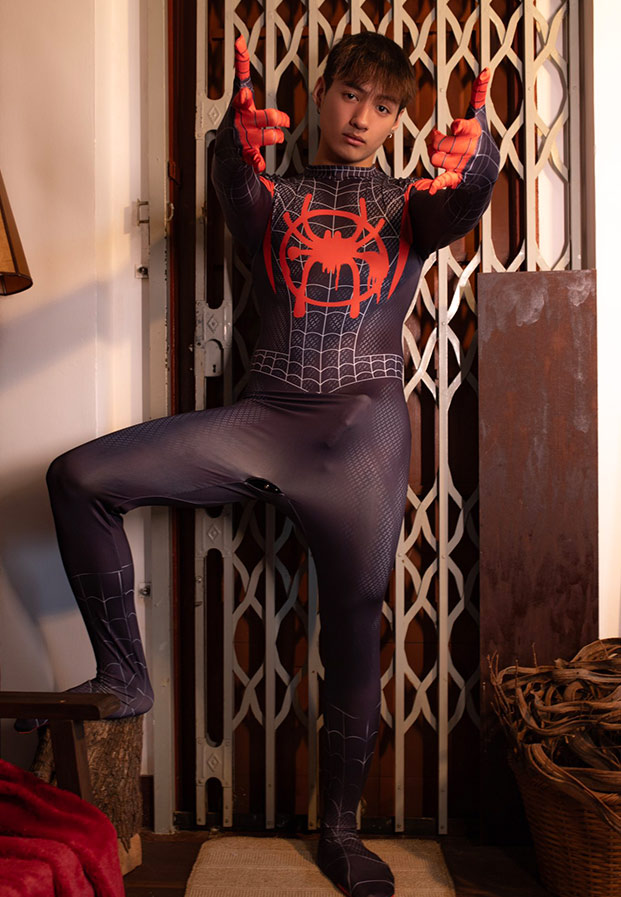 Duc Vuong หนุ่มลูกครึ่งสายยั่วตัวตึง กับผลงานเน็ตไอดอล 18+